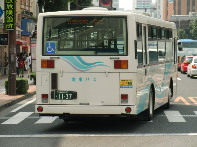 バスの後姿 関東自動車 移籍車両いすゞ4 KC－LV